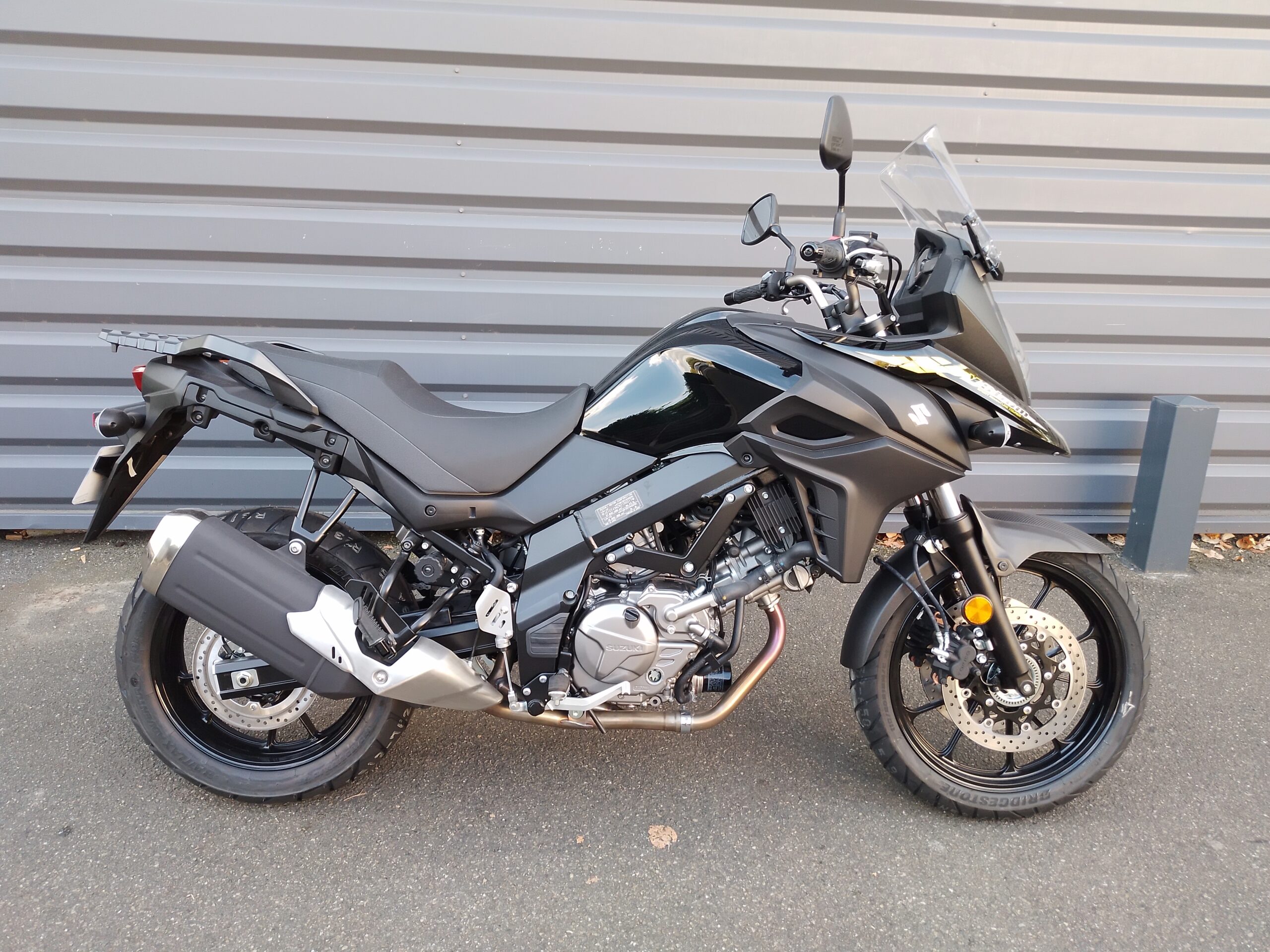 SUZUKI DL650 V-STROM noir - Le Pôle De L'occasion