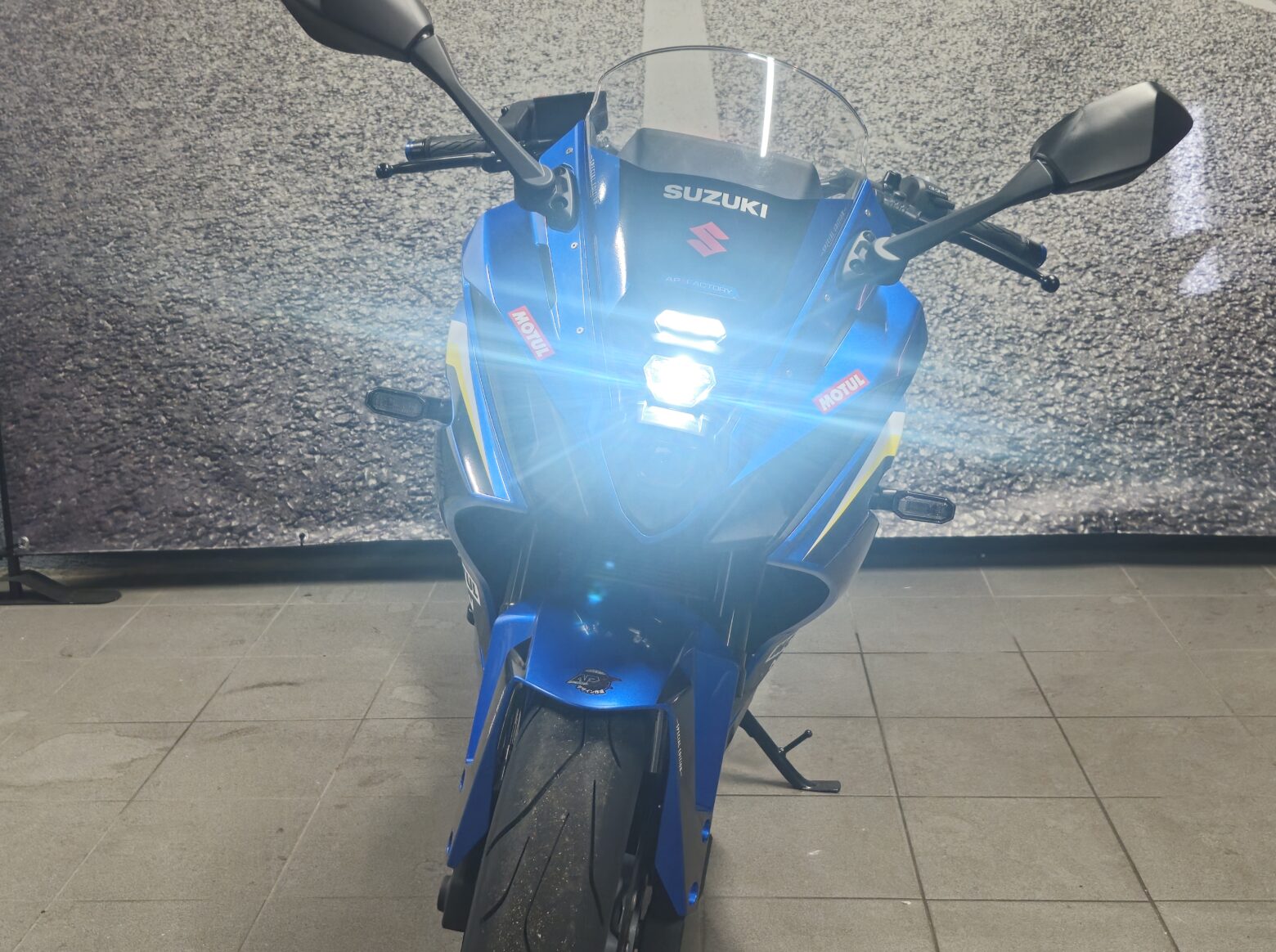 SUZUKI GSX-8R - Le Pôle De L'occasion